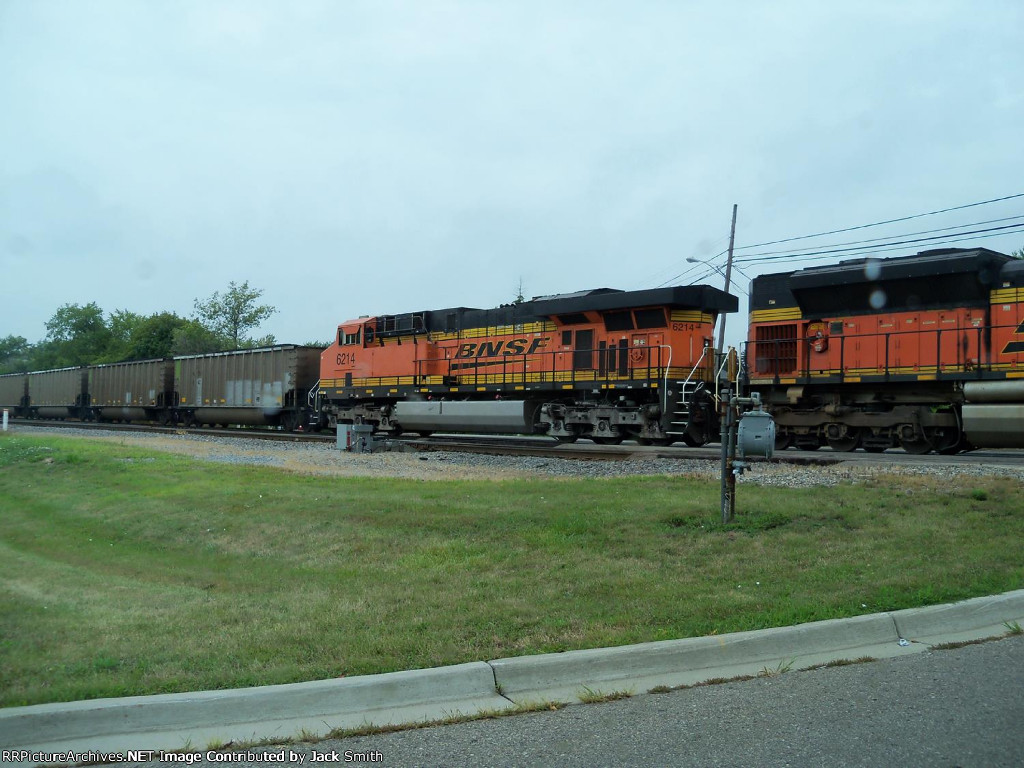 BNSF 6214